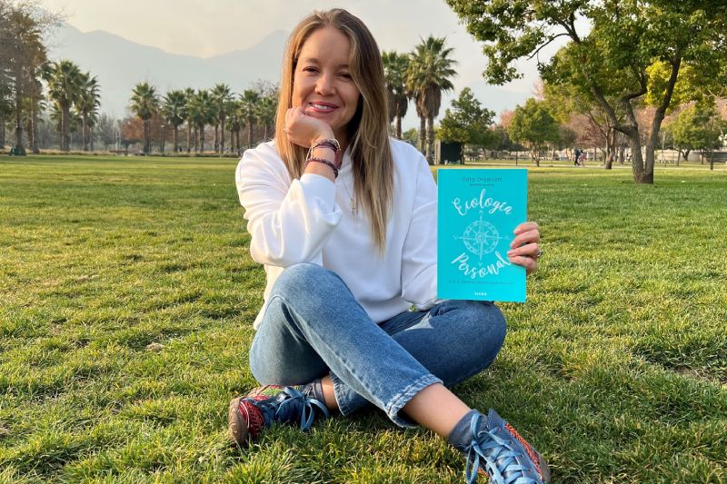Cata Droguett lanza su primer libro “Ecología personal” con el que comparte su evolución y ...